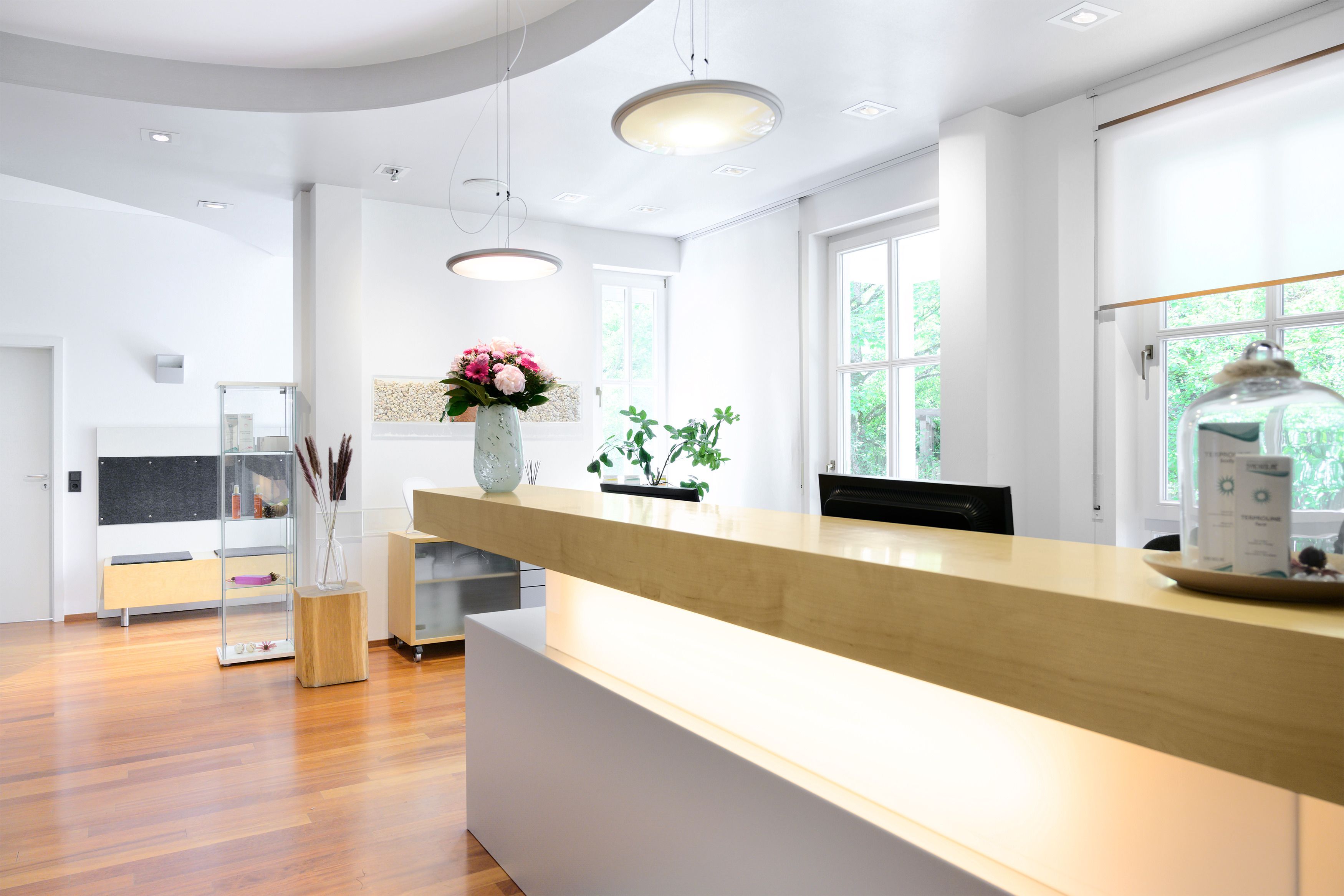Dr. Falk Z. Dagtekin - Estheticon.de
