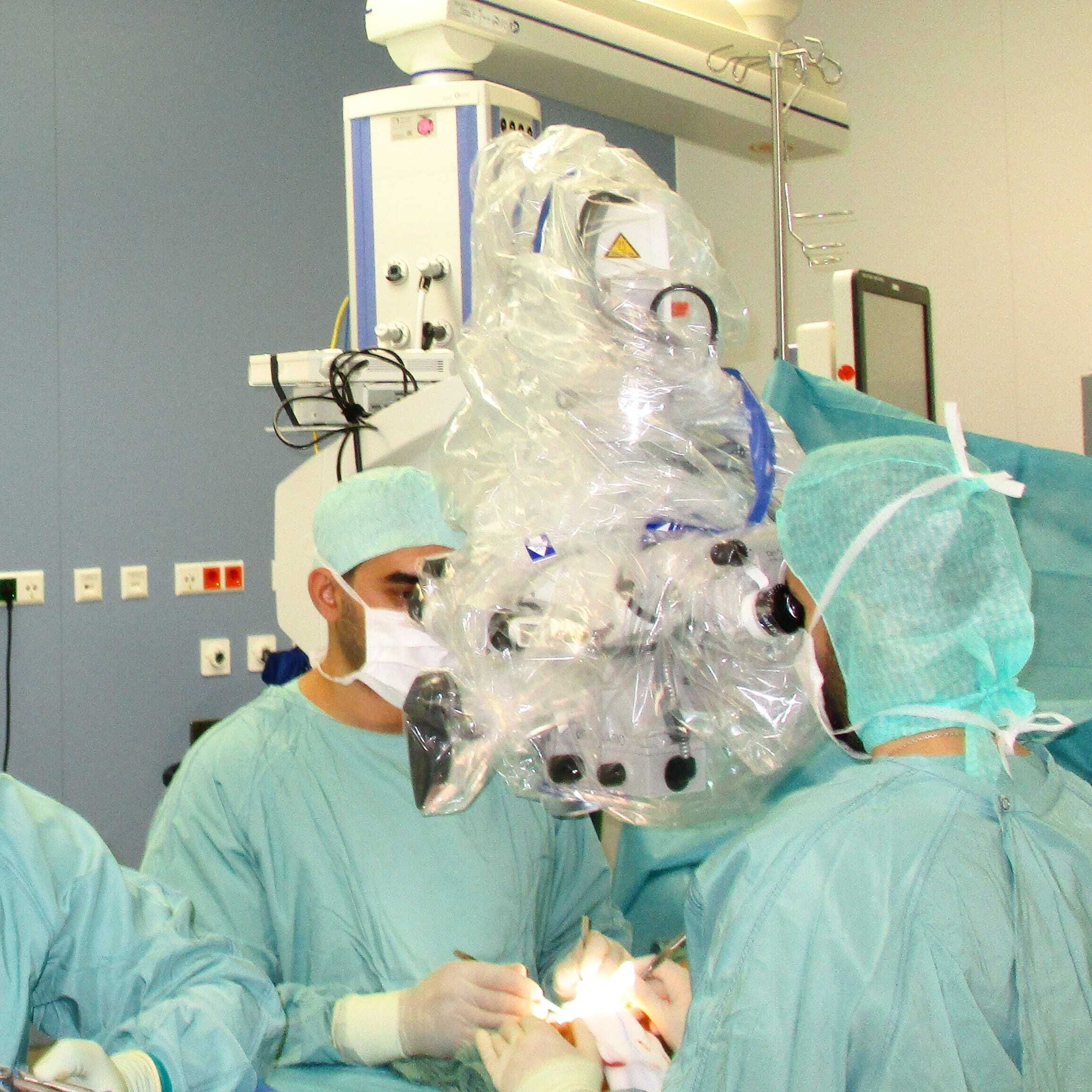 Priv.-Doz. Dr. med. habil. Seyed Arash Alawi, FEBOPRAS - Estheticon.de